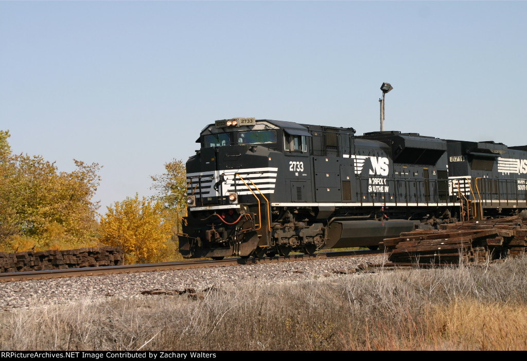 NS 2733